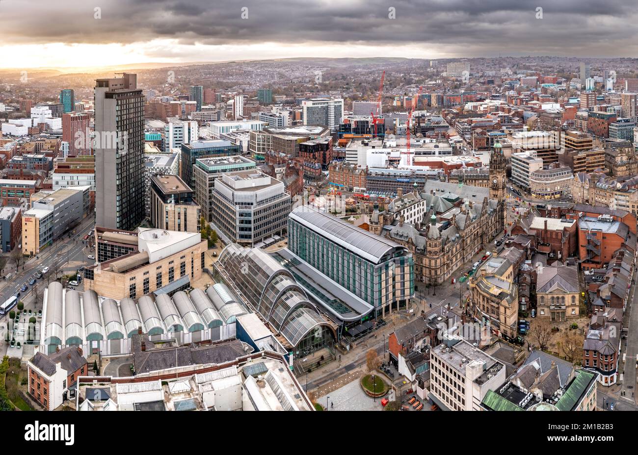 Sheffield cityscape hi-res stock photography and images - Alamy