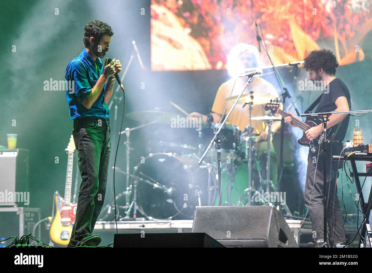 Dance pop music hi-res stock photography and images - Alamy