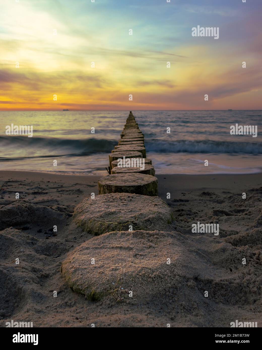 Groyne in the Ocean Stock Photo - Alamy