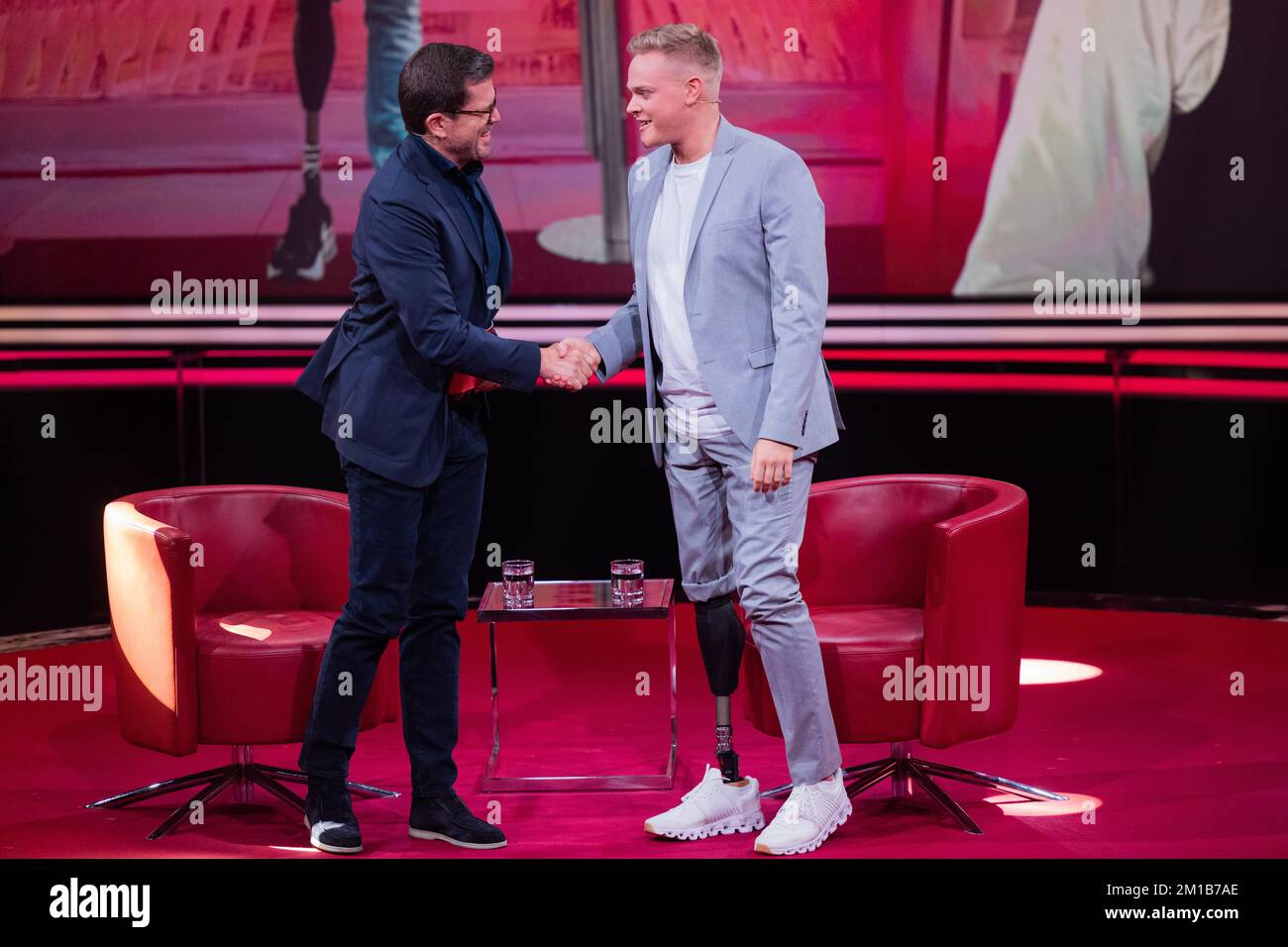 11 December 2022, North Rhine-Westphalia, Hürth: Karl-Theodor zu ...