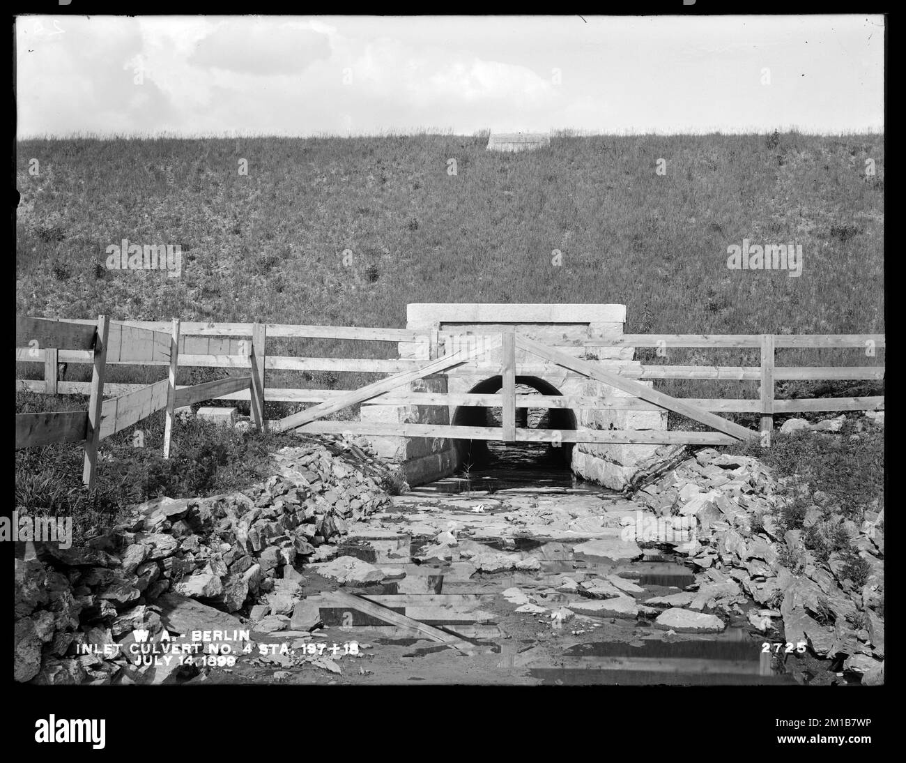 Wachusett Aqueduct, inlet, Culvert No. 4, station 197+18, Berlin, Mass ...