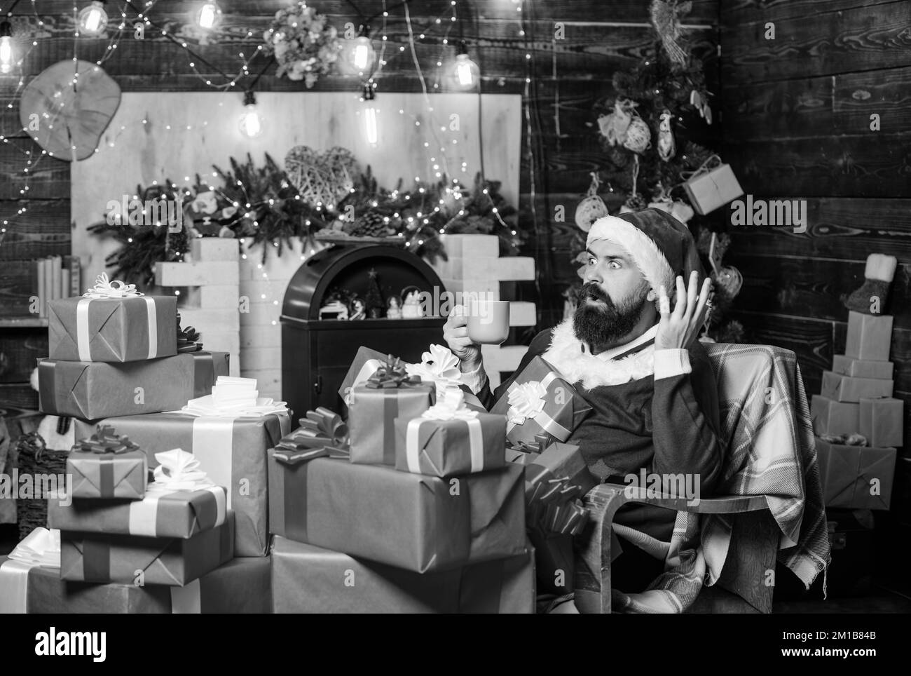 Parcels gifts will be delivered to its destination. Sending gifts ...