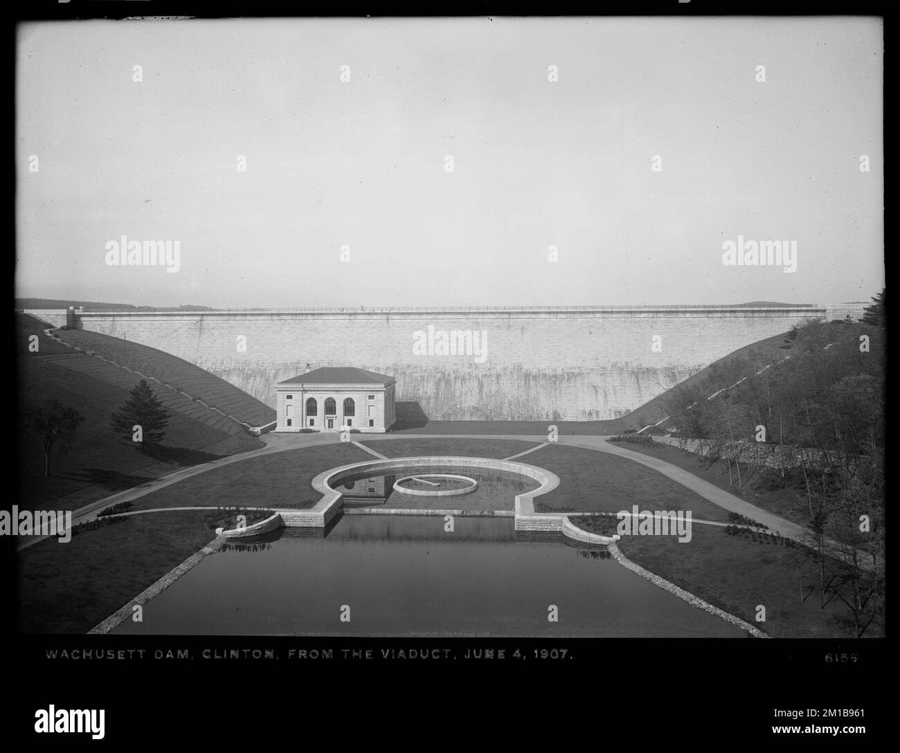 Wachusett Dam, dam, from the viaduct, Clinton, Mass., Jun. 4, 1907 ...