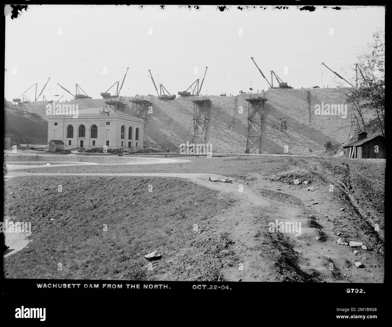 Wachusett Dam, from the north, Clinton, Mass., Oct. 22, 1904 ...