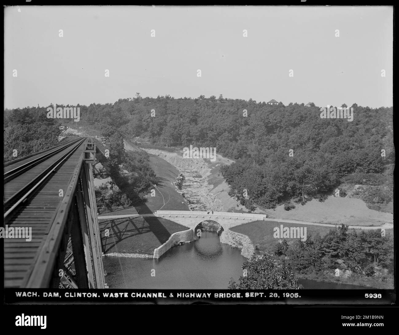Wachusett Dam, from viaduct, Clinton, Mass., Sep. 28, 1905 , waterworks ...