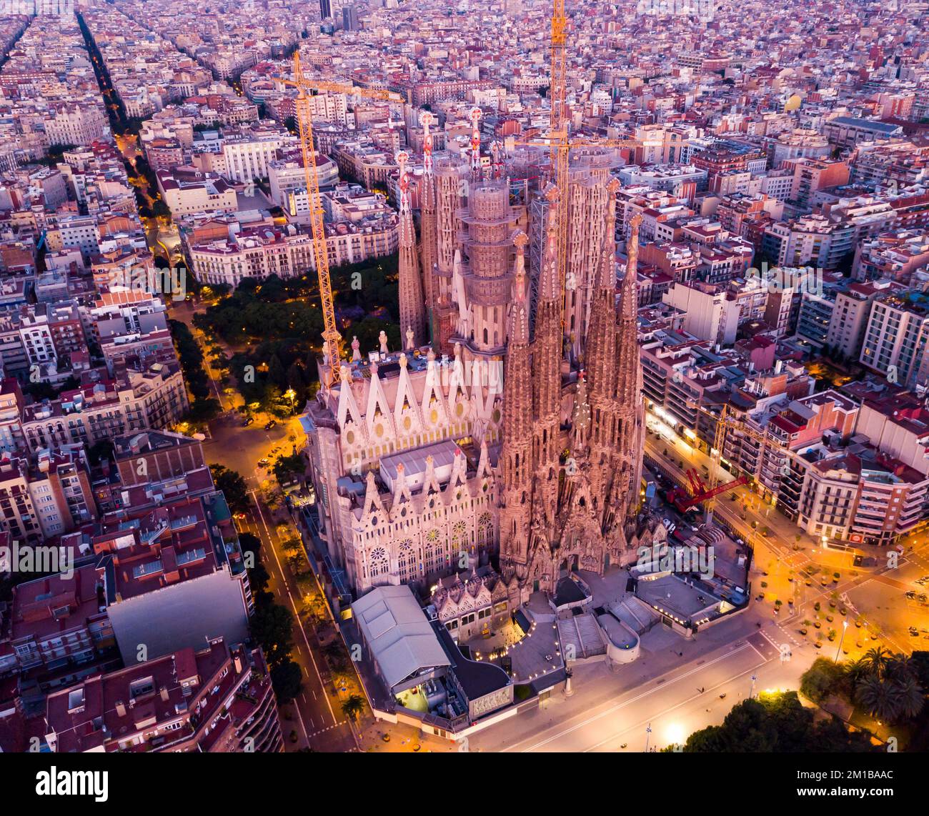 Barcelona aerial view from temple hi-res stock photography and images ...