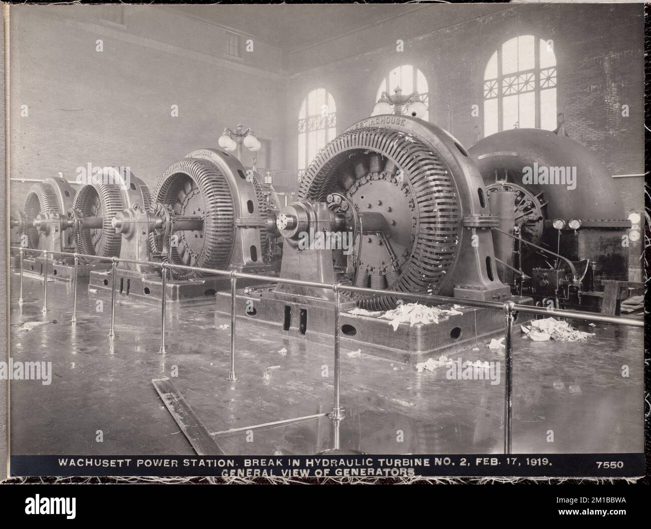 Hydroelectric dam turbine generators hi-res stock photography and ...