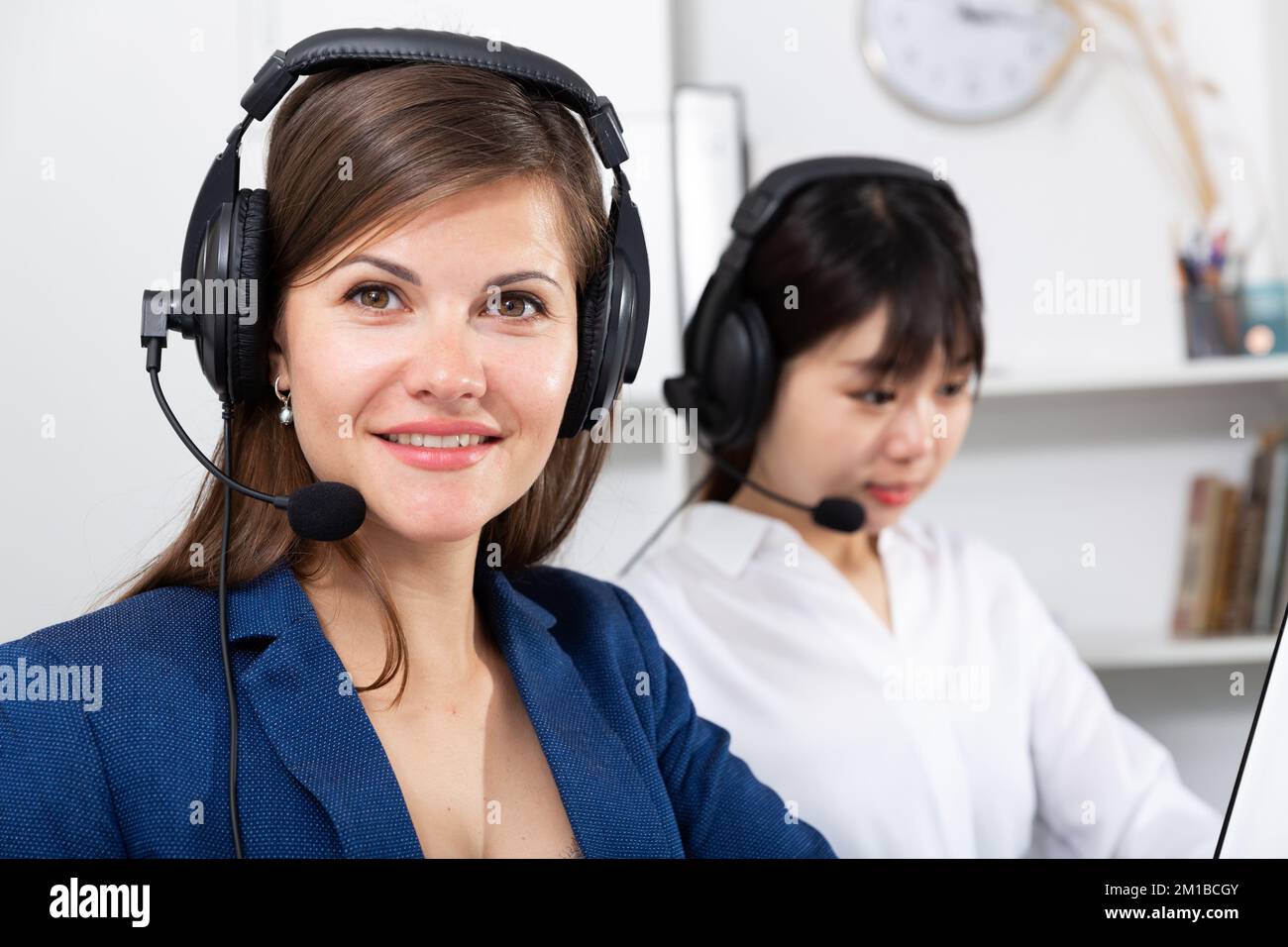 Chinese keyboard phone hi-res stock photography and images - Alamy