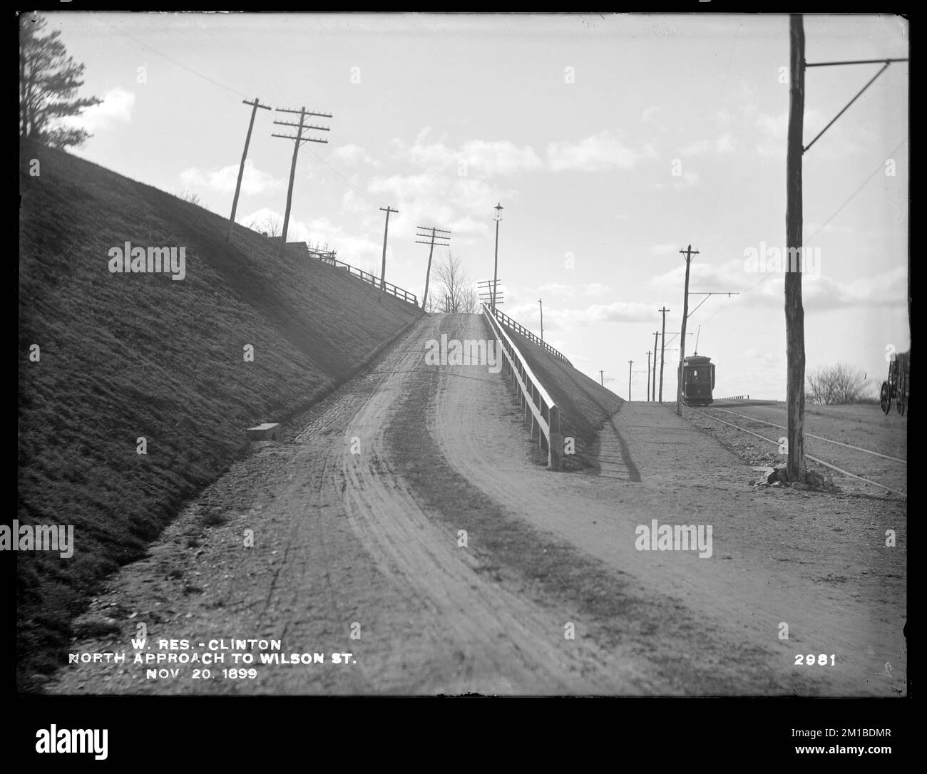 Wachusett Reservoir, Boylston Street, Section 2, north approach to ...