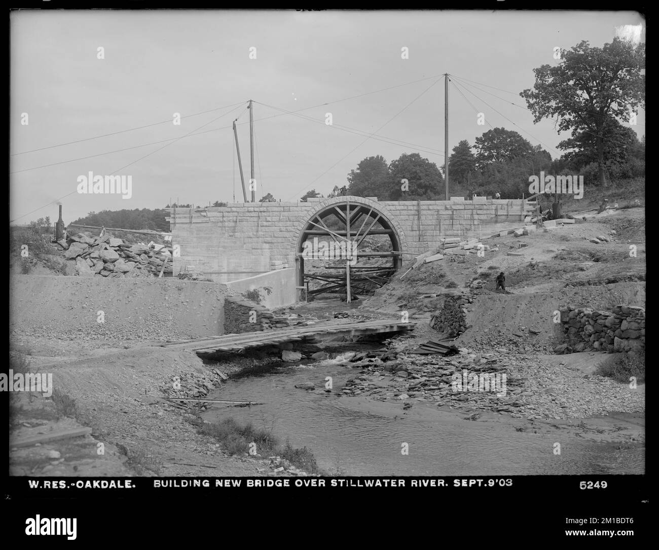 Wachusett Reservoir, building new bridge over Stillwater River, Oakdale ...
