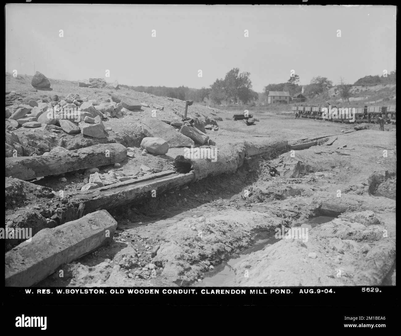 Wachusett Reservoir, Clarendon Mill Pond, old wooden conduit, West ...