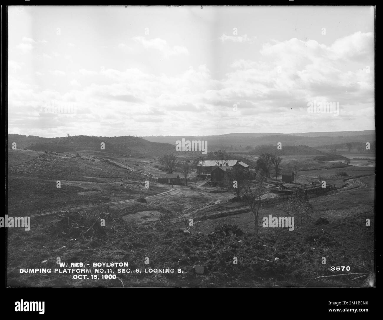 Wachusett Reservoir, Dumping Platform No. 11, Section 6, looking south ...