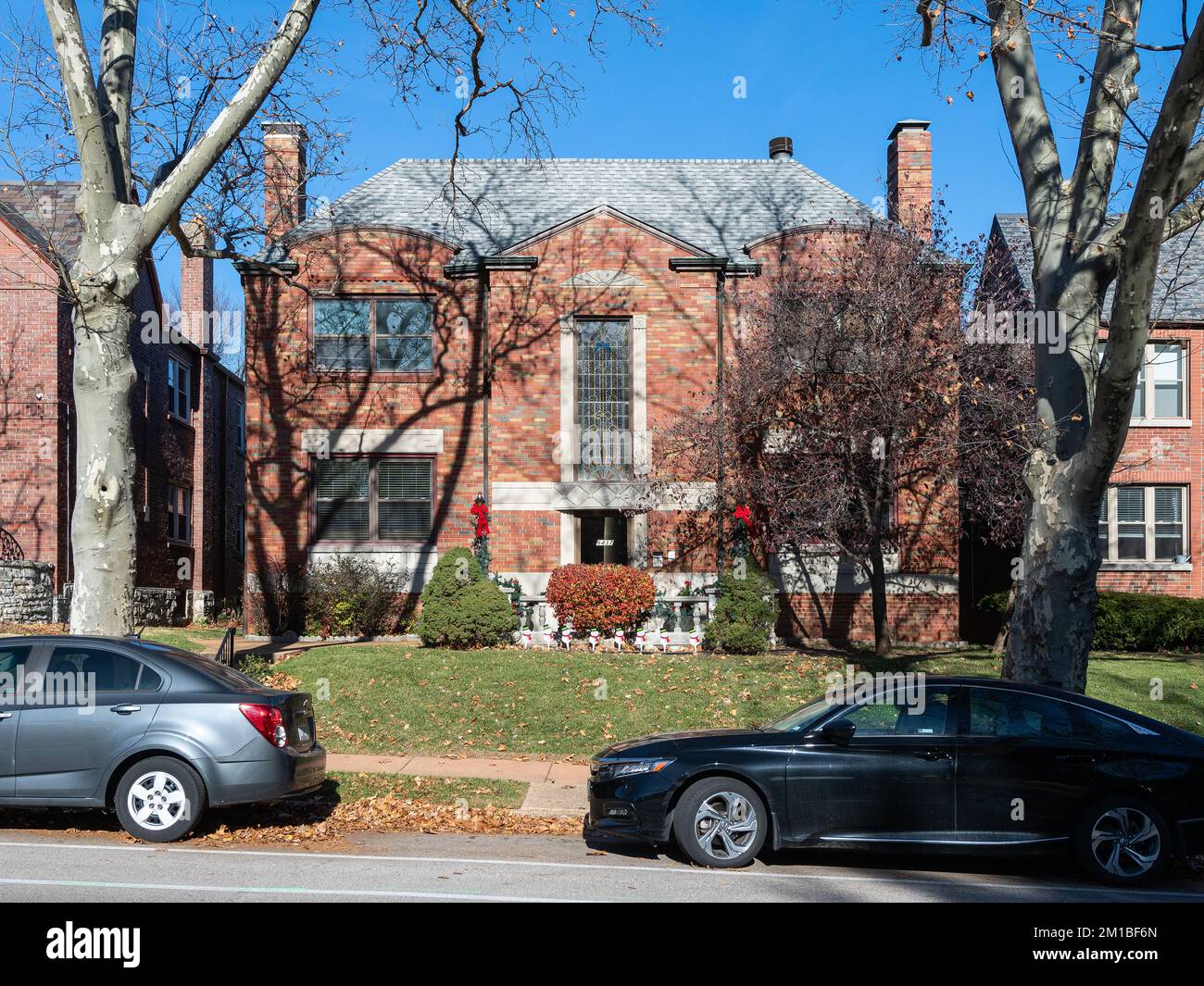 Municipal apartment building hi-res stock photography and images - Alamy