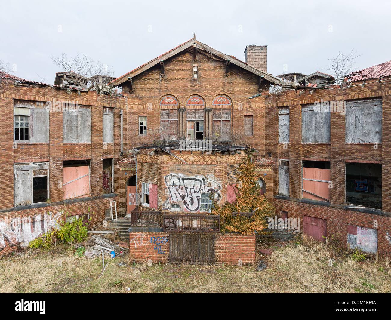 Carr School, abandoned school in north St Louis Stock Photo - Alamy