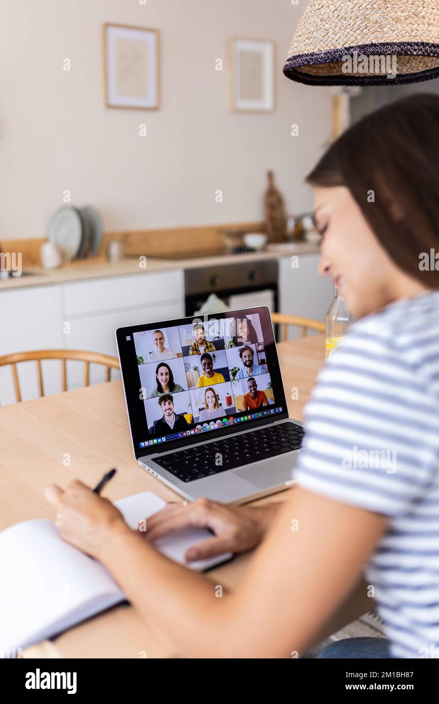 Vertical video man woman working hi-res stock photography and images ...