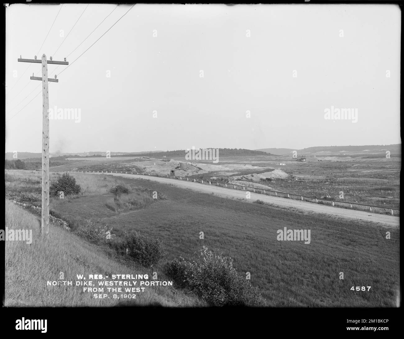 Wachusett Reservoir, North Dike, westerly portion, from the west ...