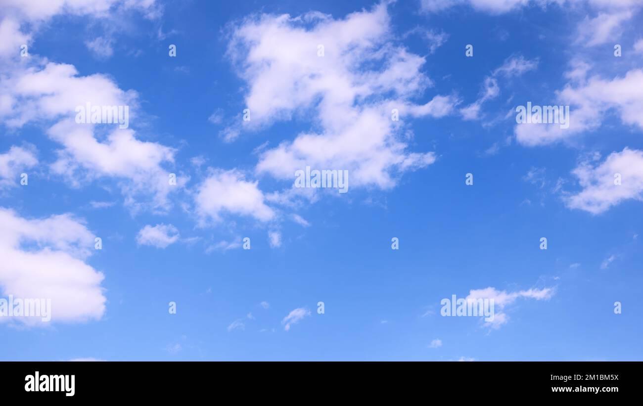 Deep blue vivid summer sky hi-res stock photography and images - Alamy
