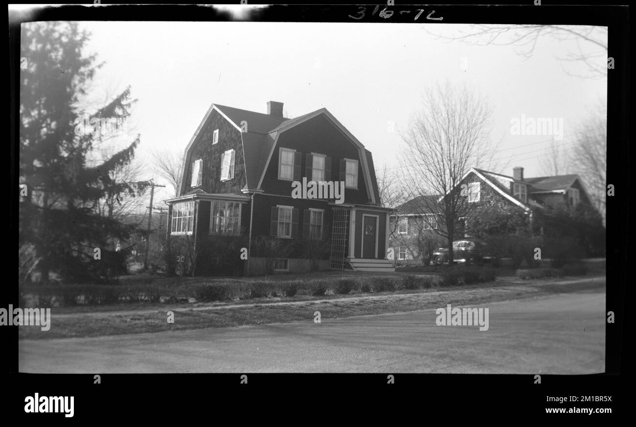 Walnut Street #72 , Houses. Needham Building Collection Stock Photo - Alamy
