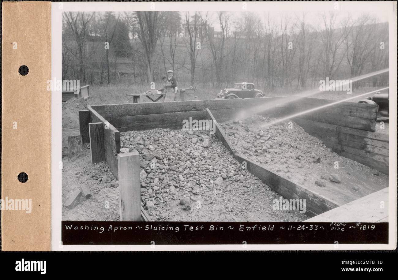 Washing apron of sluicing test bin, Enfield, Mass., Nov. 24, 1933 ...