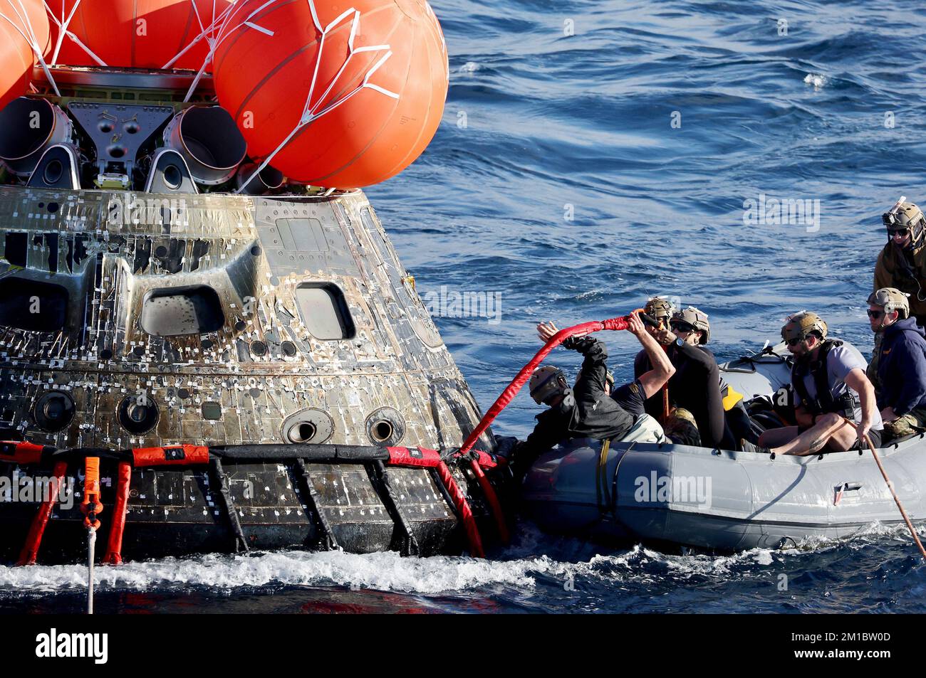 Flight line operations hi-res stock photography and images - Alamy