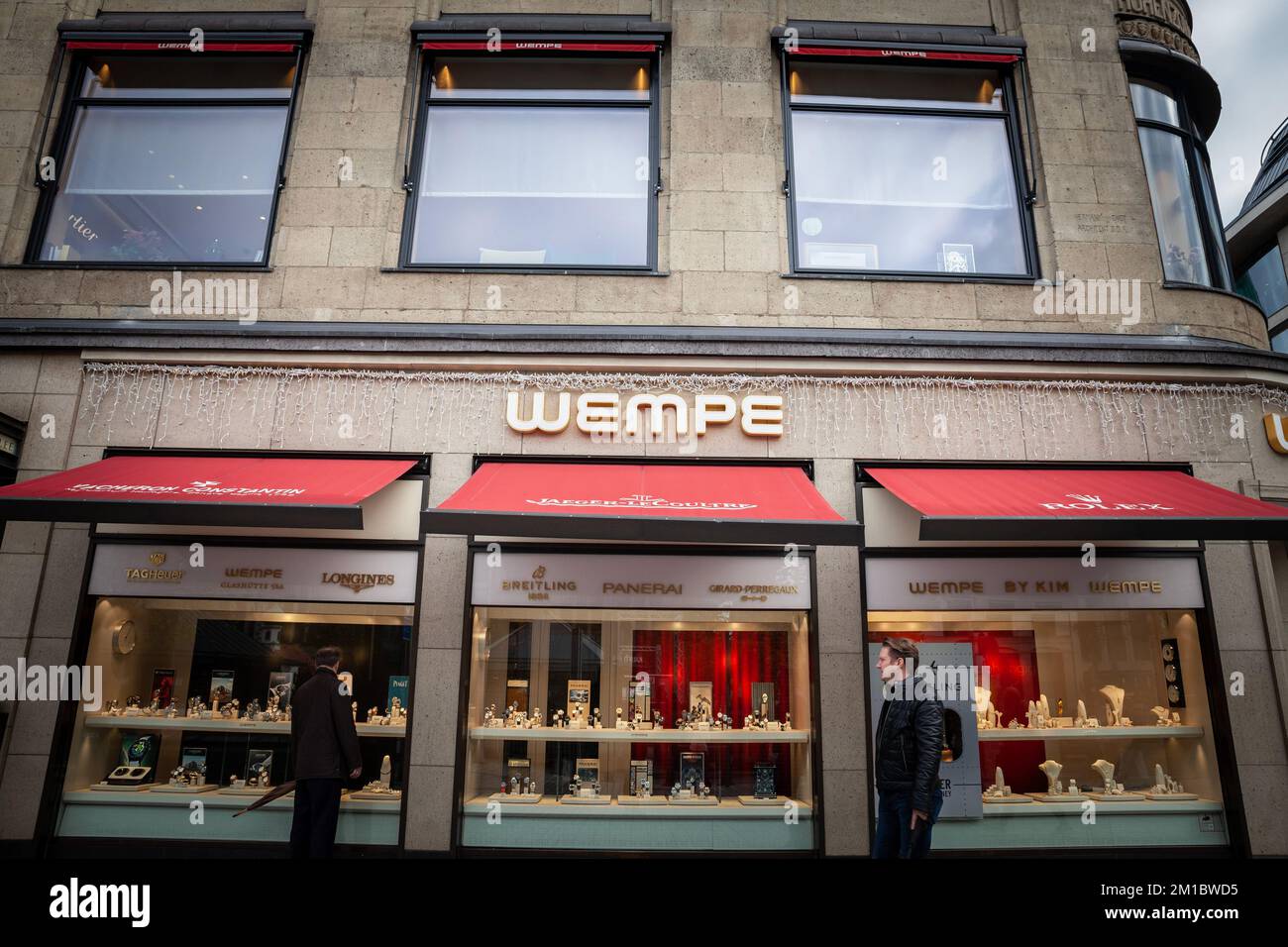 Picture of a sign with the logo of Wempe on their main jewelry store in ...