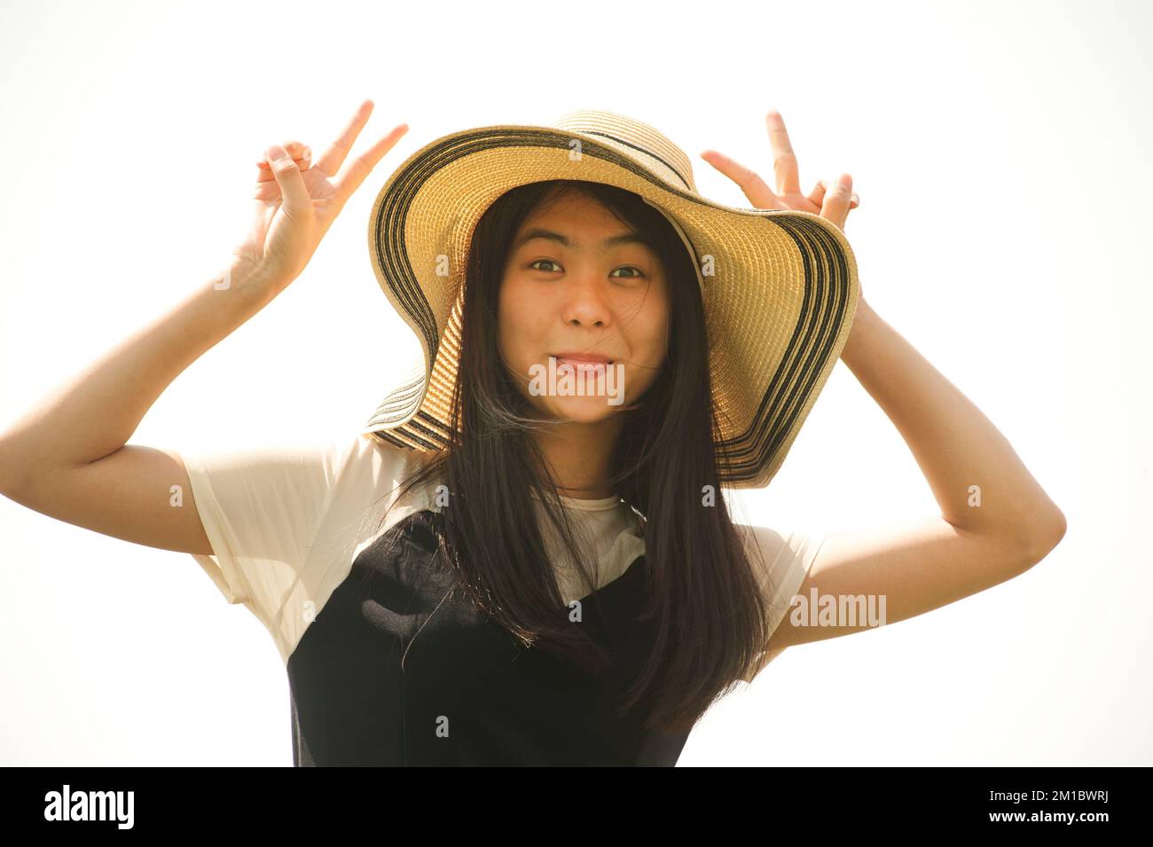 Save Download Preview Pretty Asian young woman smiling and happiness ...