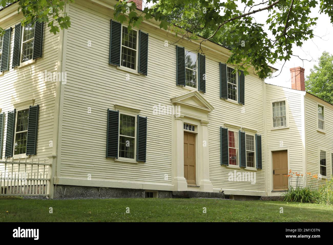 Franklin Pierce's father built this house in 1804-1805. This house ...