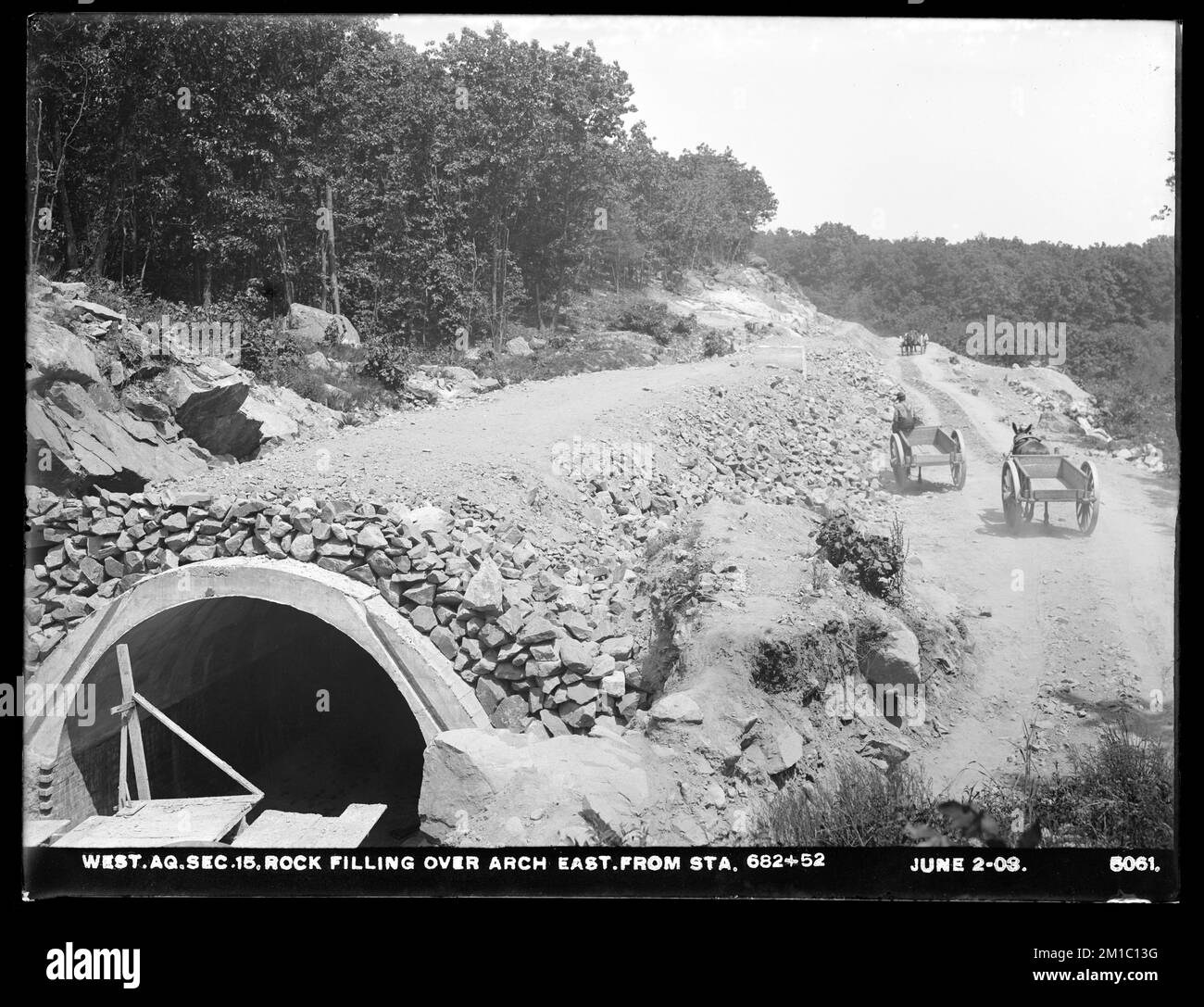Weston Aqueduct, Section 15, rock filling over arch, east from station ...