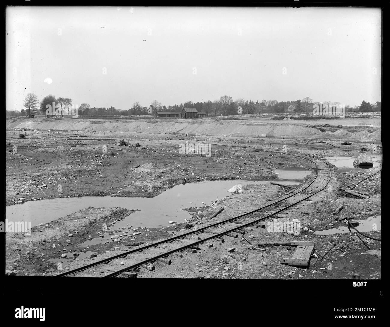 Weston Aqueduct, Weston Reservoir, Sections 1 and 14, steam shovel ...