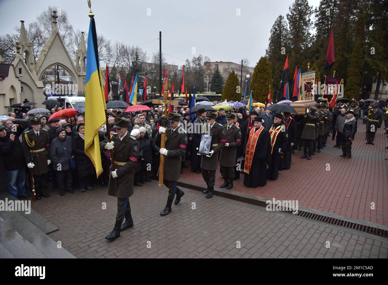 Lviv, Ukraine. 10th Dec, 2022. Military honor guards carry the coffin ...