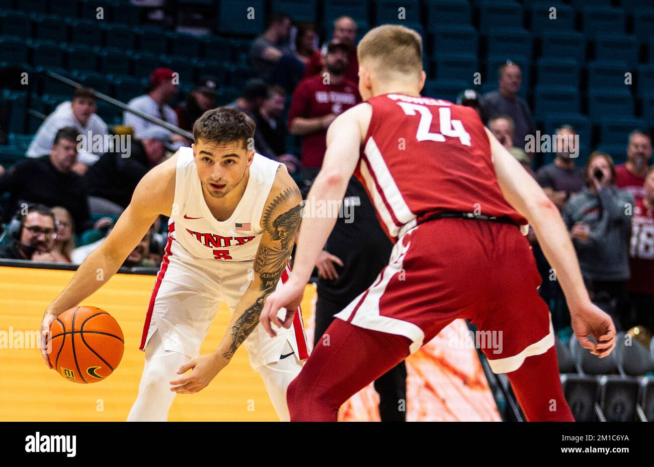December 10 2022 Las Vegas, NV, U.S.A. UNLV guard Jordan McCabe (5 ...