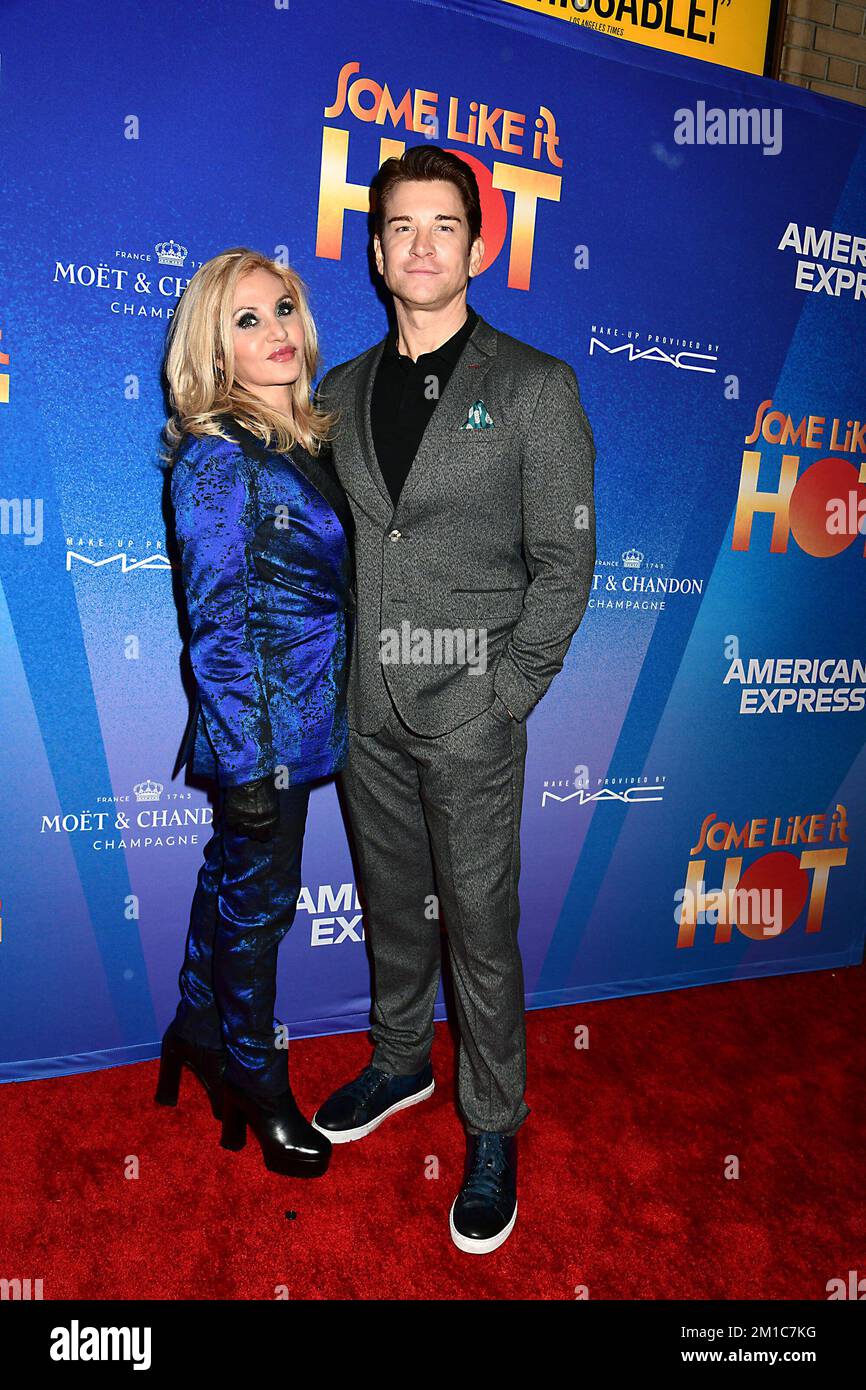 Orfeh and husband Andy Karl attend the "Some Like it Hot" Broadway ...