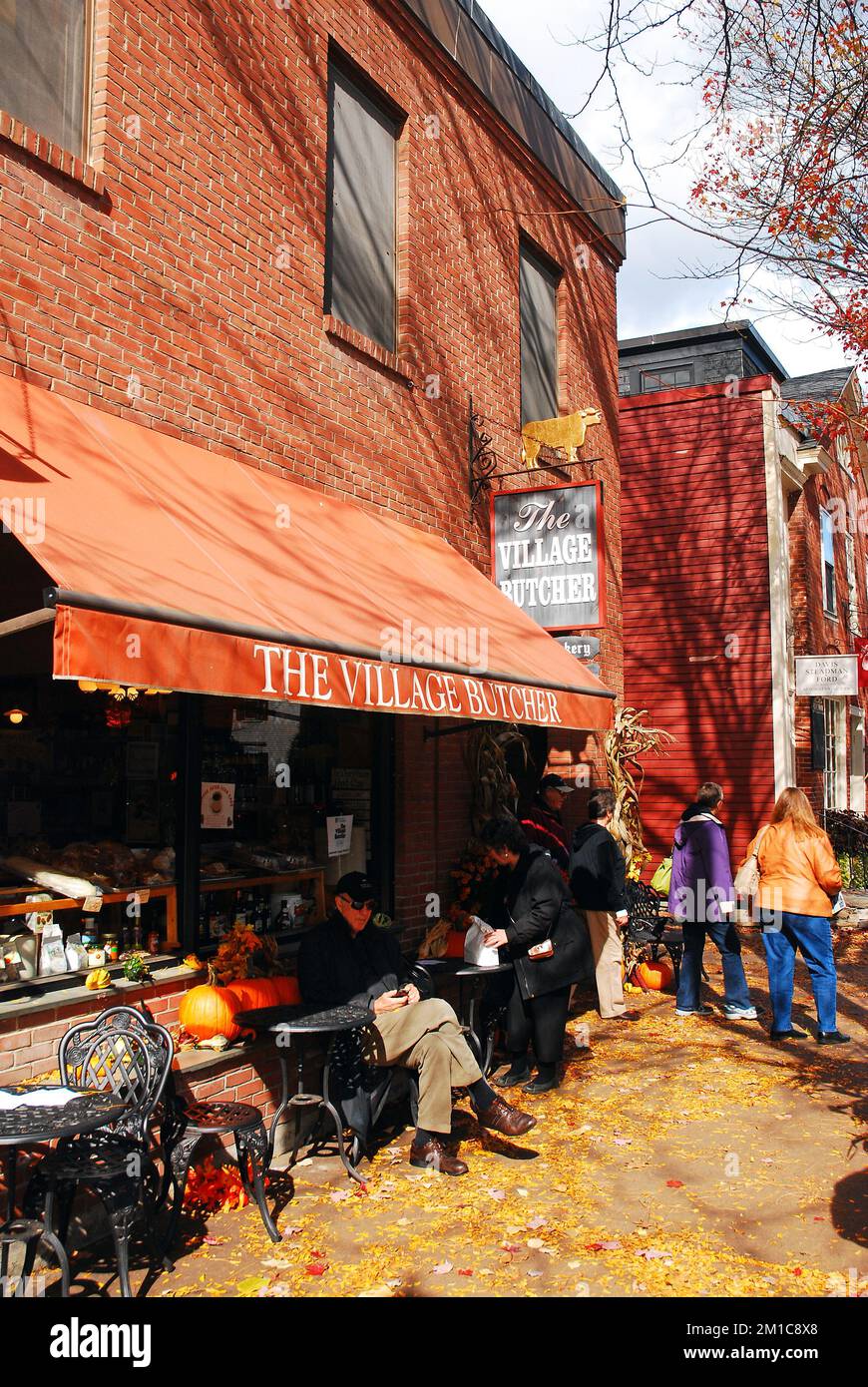 Downtown woodstock village hi-res stock photography and images - Alamy