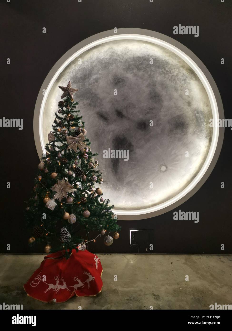Full moon image hi-res stock photography and images - Alamy