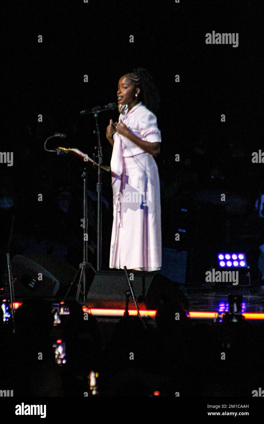 Amanda Gorman recites a poem at the Inauguration of the 43rd Mayor of ...