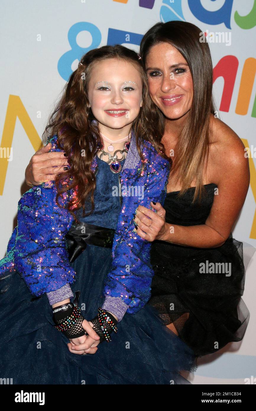 Quinn annabelle copeland hi-res stock photography and images - Alamy