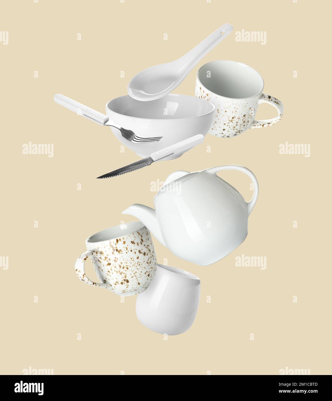 Flying dishes hi-res stock photography and images - Alamy