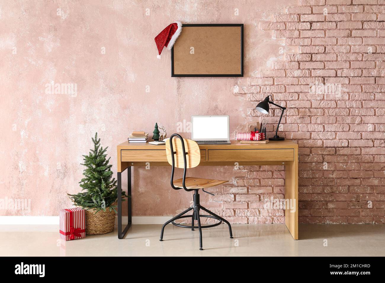 Interior of office with workplace, Christmas tree and presents Stock ...