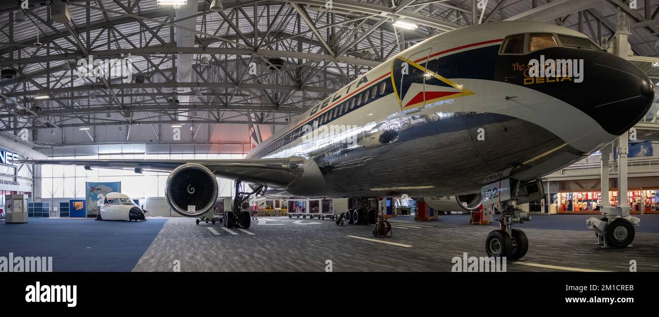 The Spirit of Delta, Delta's first Boeing 767-200 Stock Photo - Alamy