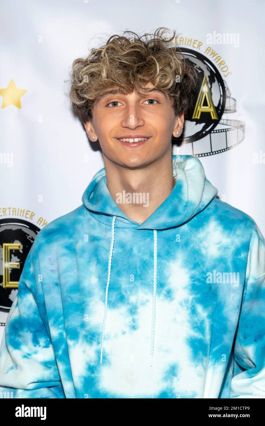 Reif harrison hi-res stock photography and images - Alamy