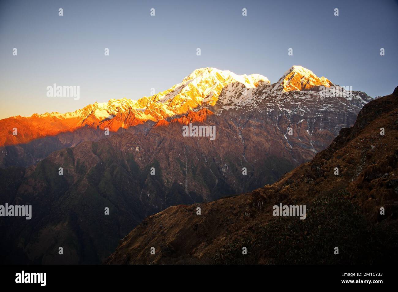 Sunrise in Annapurna massif in Himalayas, Nepal Stock Photo - Alamy