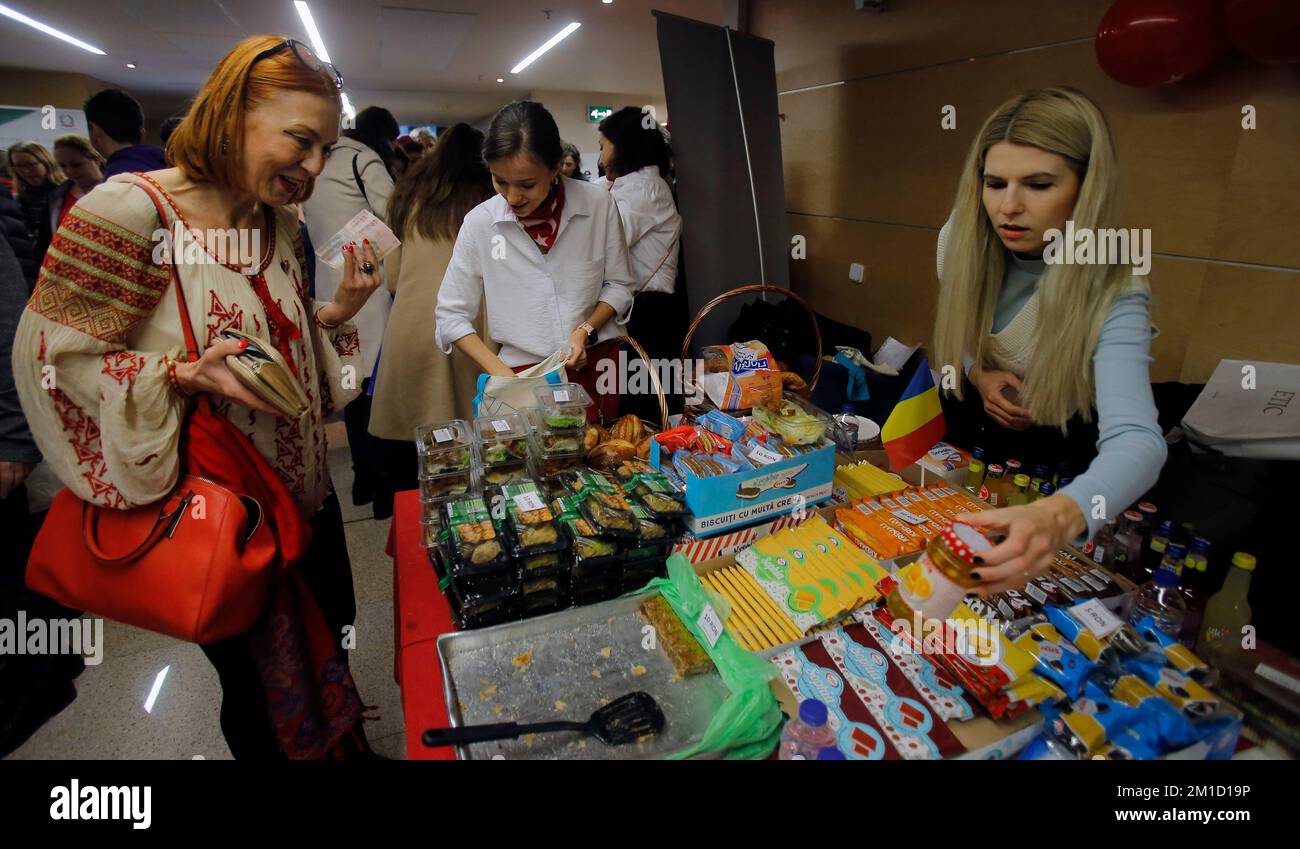 Turkish stand hi-res stock photography and images - Alamy