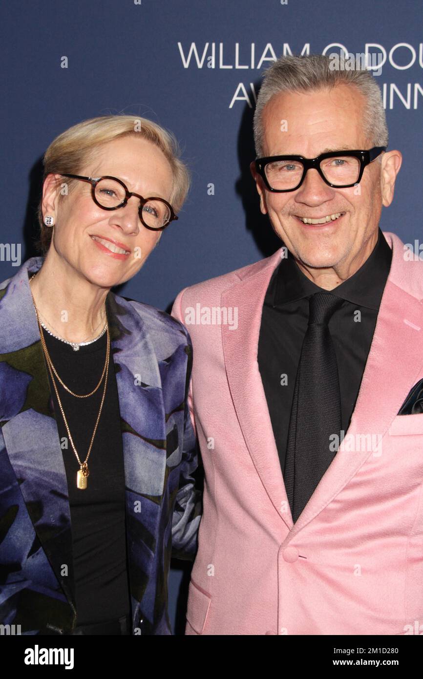 Beverly Hills, USA. 11th Dec, 2022. Betsy Beers, Bruce Cormicle 12/11 ...