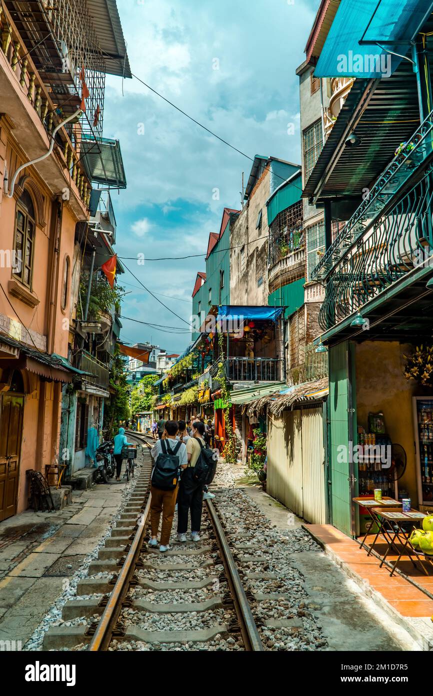 Hanoi alley train hi-res stock photography and images - Alamy