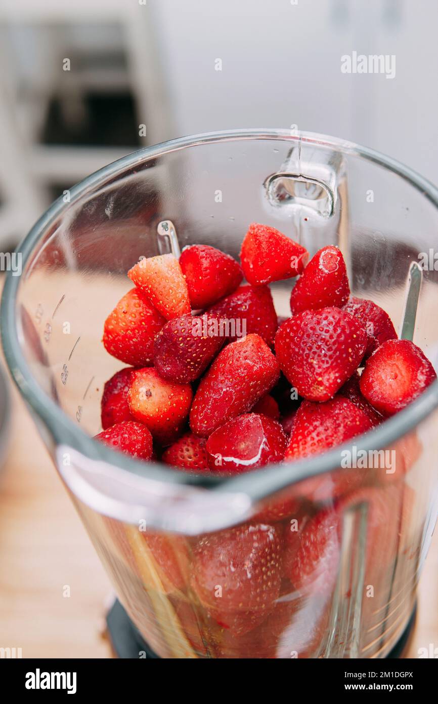 cooking strawberry smoothies at a culinary master class Stock Photo - Alamy