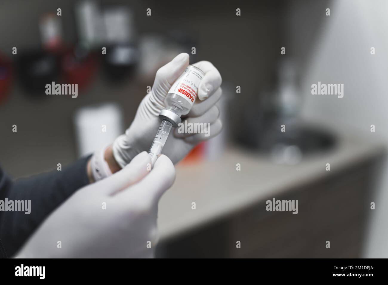 Rabies shot hi-res stock photography and images - Alamy