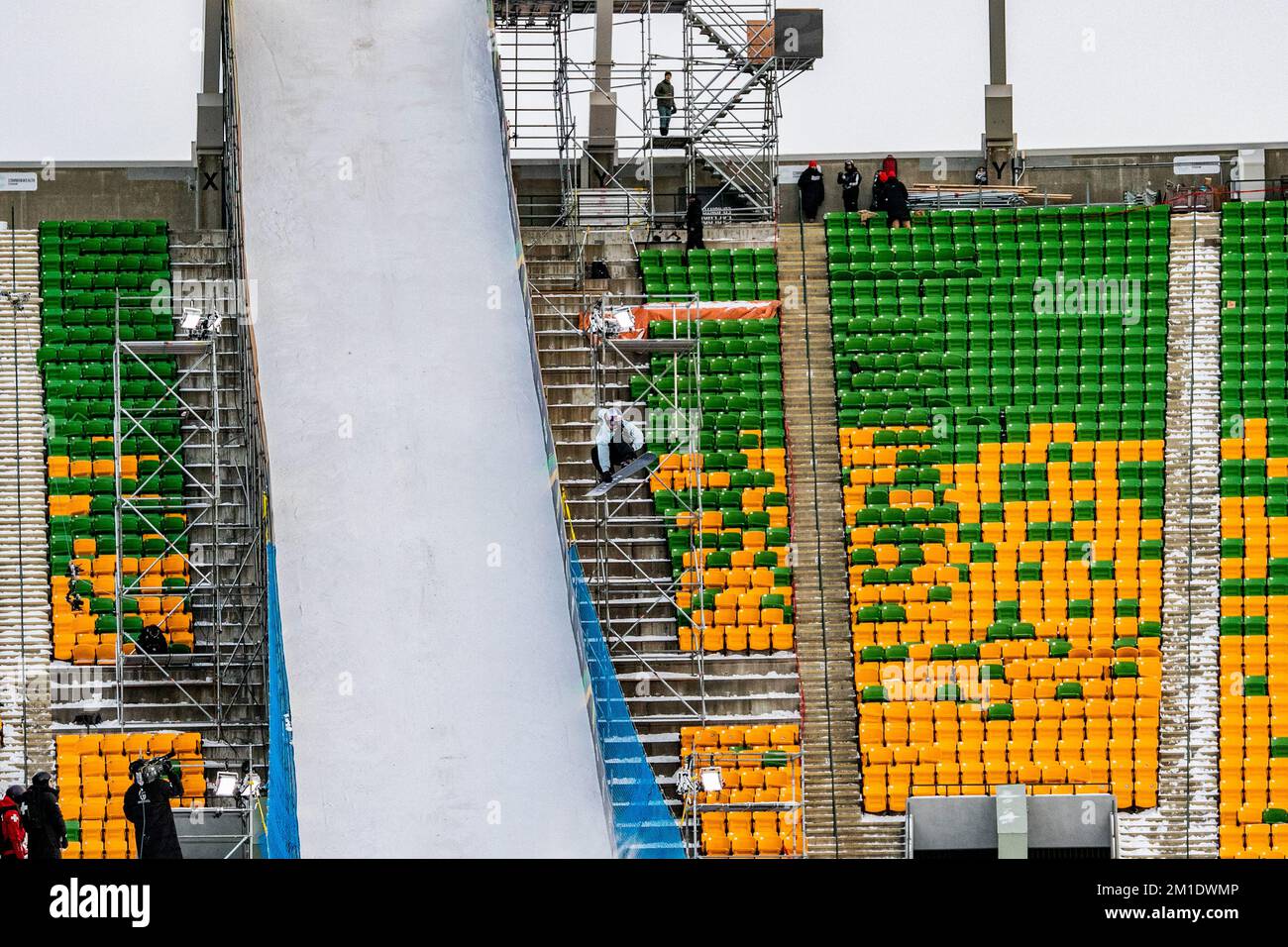 Jake Canter (USA) performs during the Style Experience Snowboard Big ...