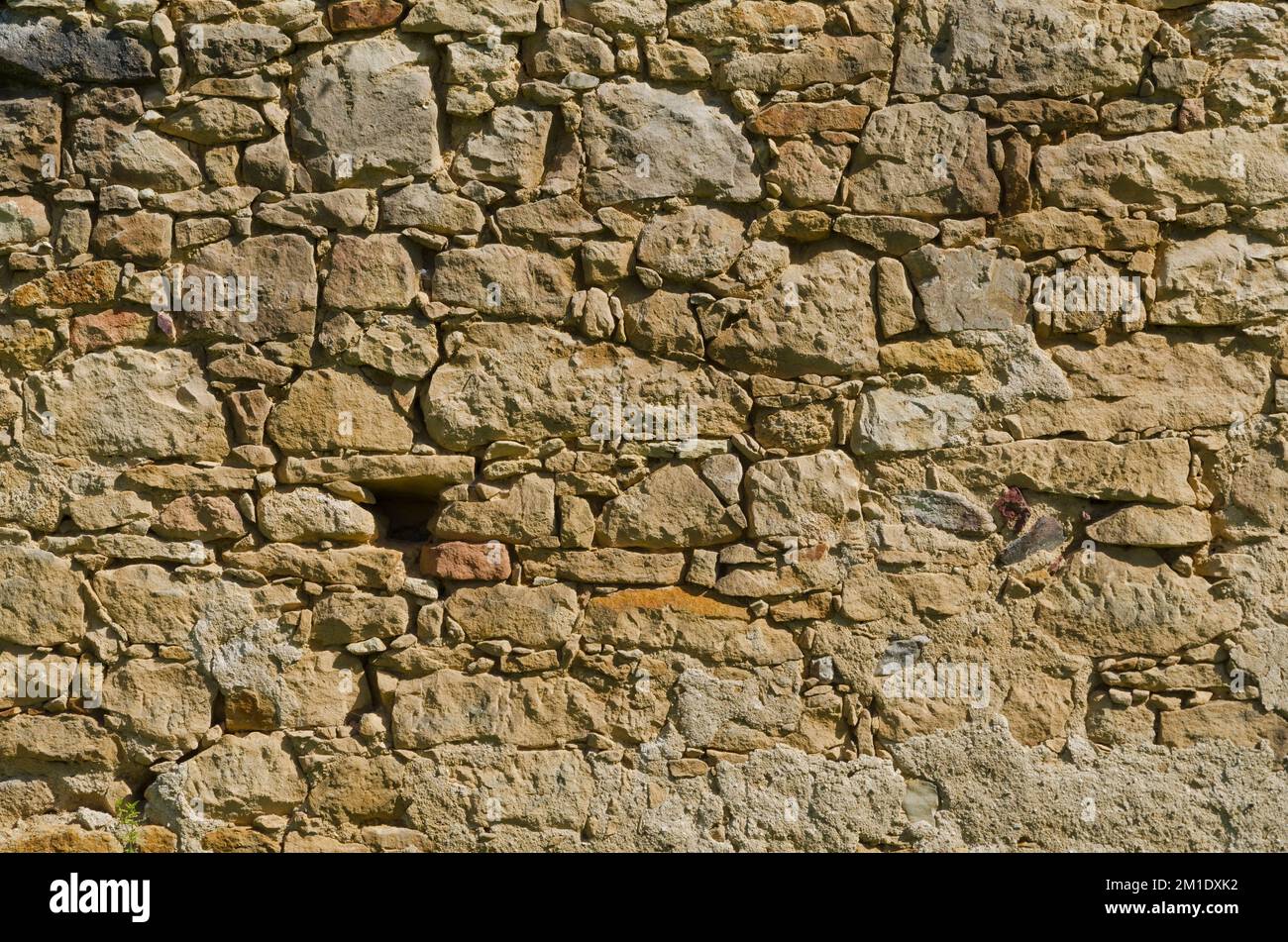 Broken building structure hi-res stock photography and images - Alamy