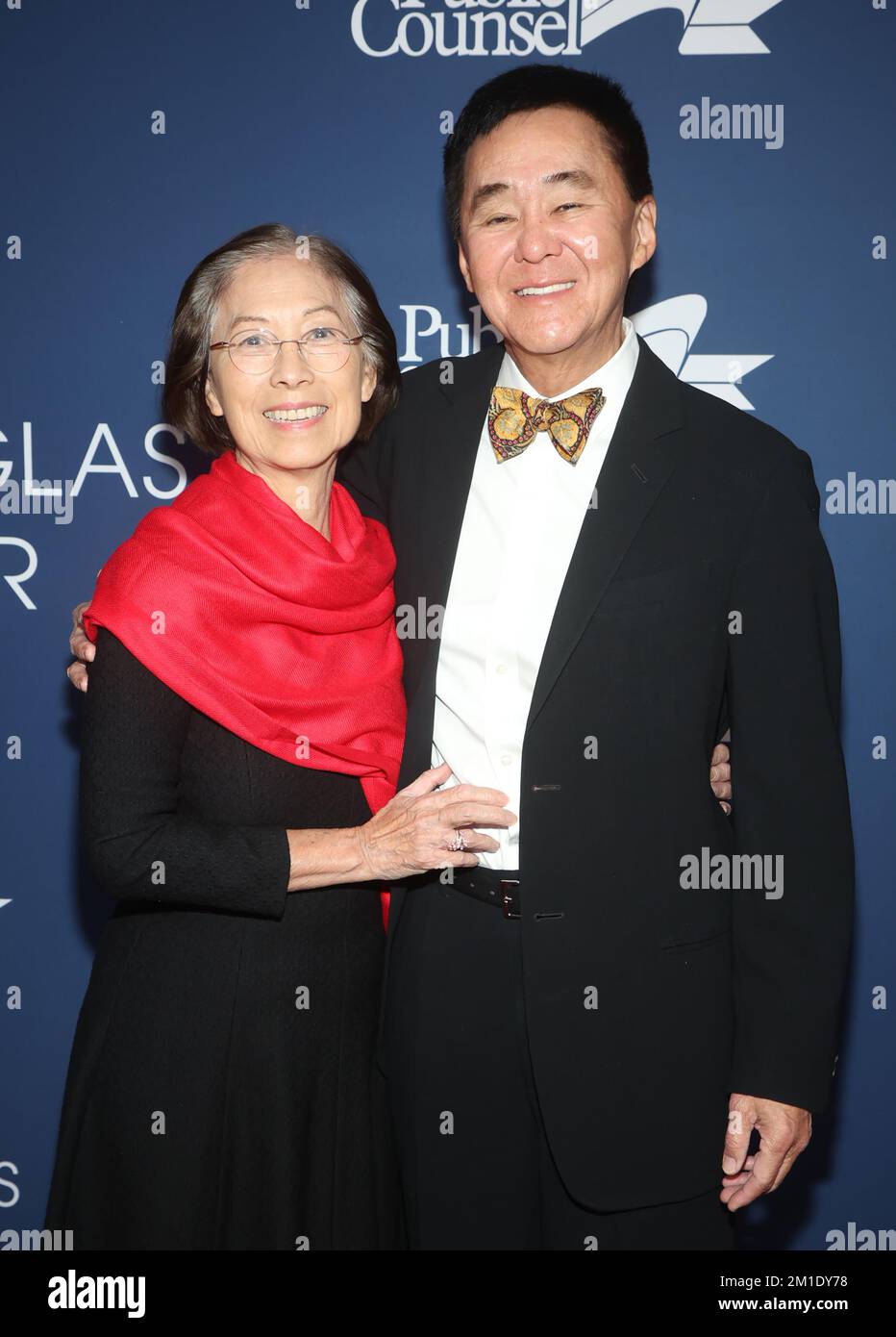 11 December 2022 beverly Hills, California - Helen Wong Chu,Morgan Chu ...