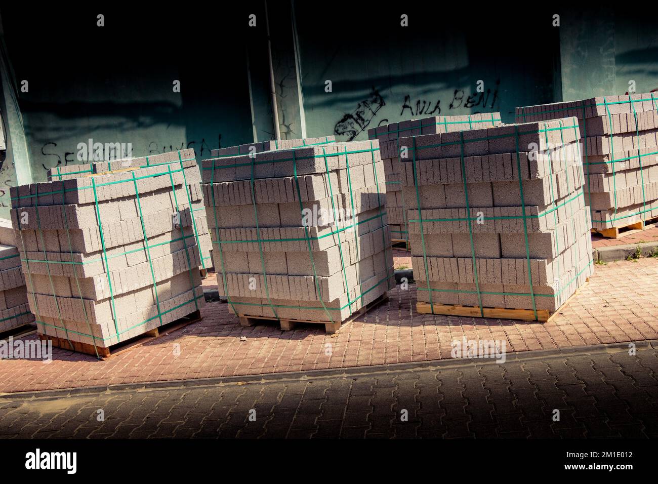 Pallets with concrete decorative pavement tile stones Stock Photo - Alamy